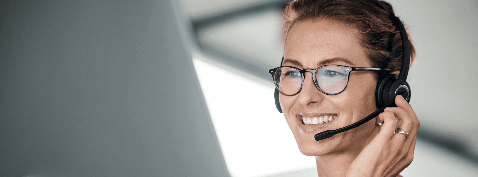 Customer support | Macro 4
